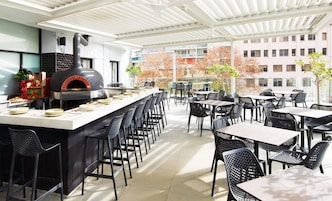Jantares servidos, cozinha local 