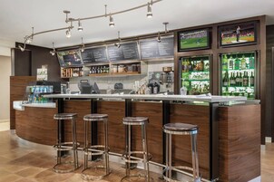 Café da manhã e jantar