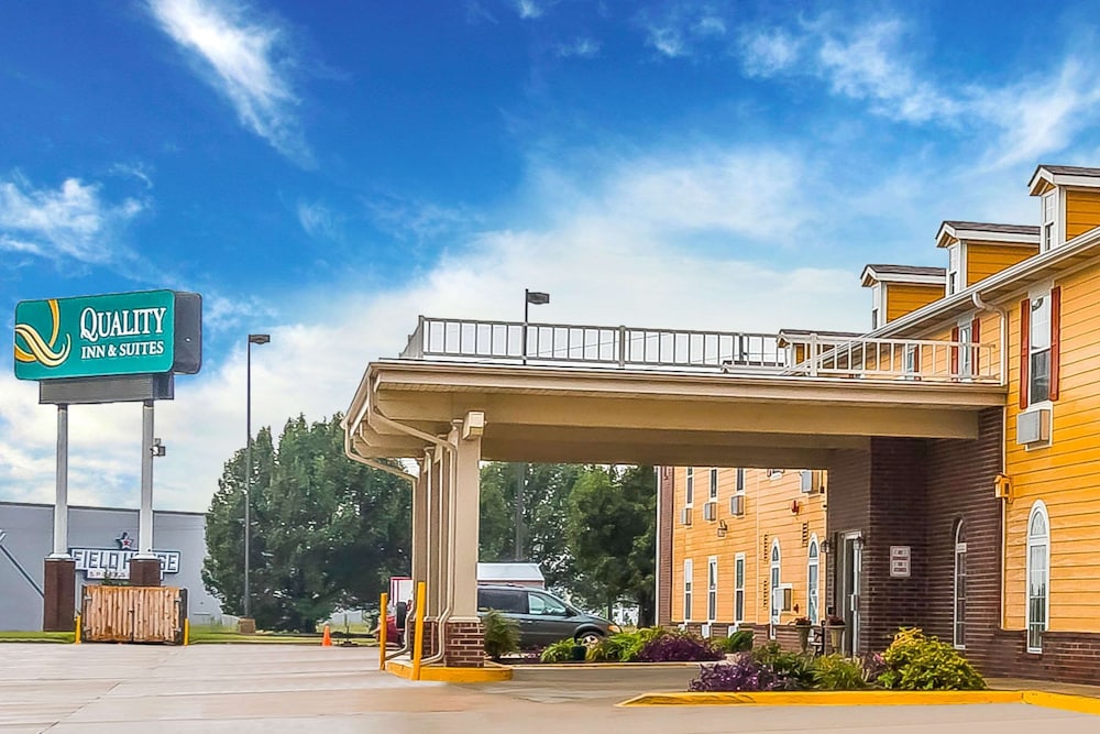 Quality Inn & Suites - Springfield, MO