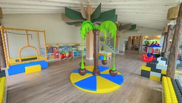 Área de recreio para crianças (coberta)