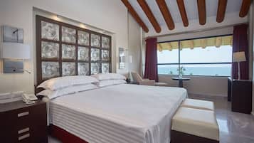 Minibar grátis, cofre com capacidade para portátil