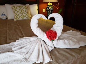 Estúdio, 1 cama Queen | Roupas de cama premium, cofres nos quartos, individualmente decorados