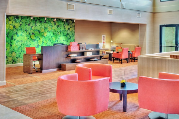 Courtyard By Marriott Erie - Erie