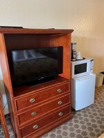 Quarto, 1 cama Queen, para não fumantes | Roupas de cama premium, escrivaninha, cortinas blackout