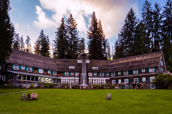 Lake Quinault Lodge - Washington