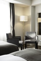 Roupas de cama premium, edredons de pluma, escrivaninha