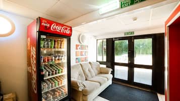 Snack-bar