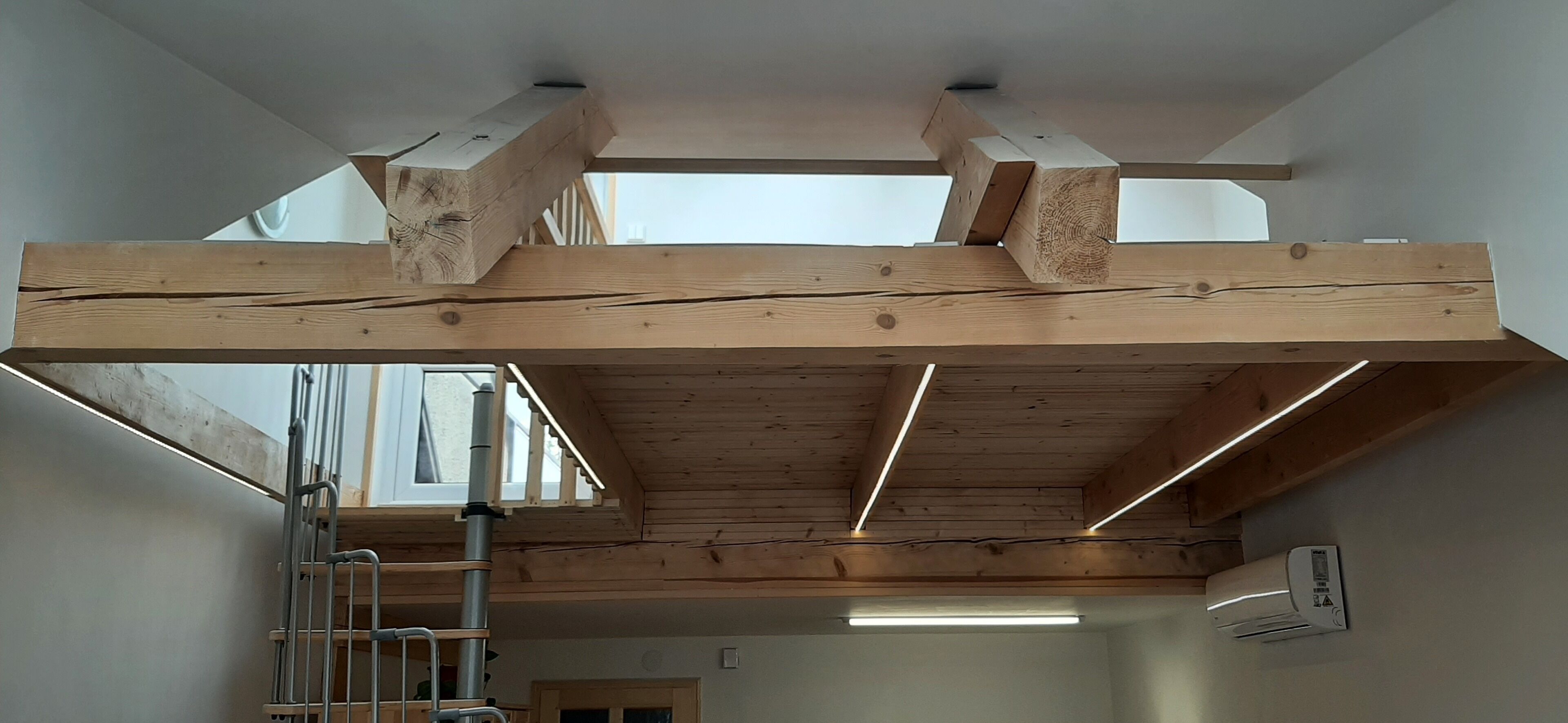 Suite Comfort (Sofie) | Roupa de alta qualidade, secretária, cortinas/cortinados opacos 