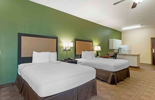 Estúdio, 2 camas de casal, não fumadores | Cofre no quarto, secretária, Wi-fi grátis, roupa de cama fornecida