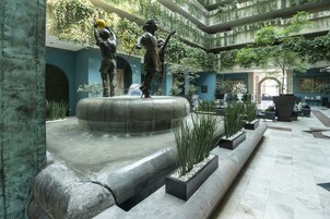 TV de plasma 28 polegadas com canais via satélite, TV