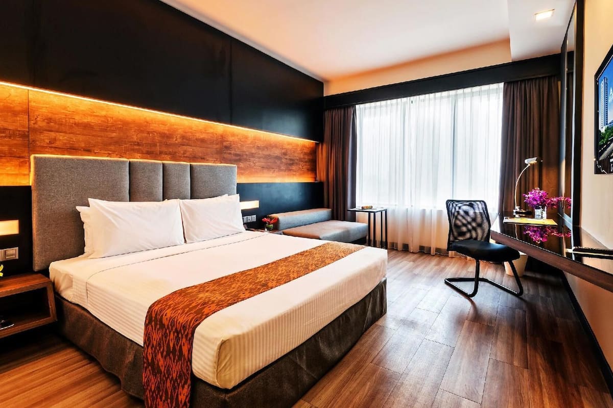 Edredons de pluma, camas Select Comfort, cofres nos quartos