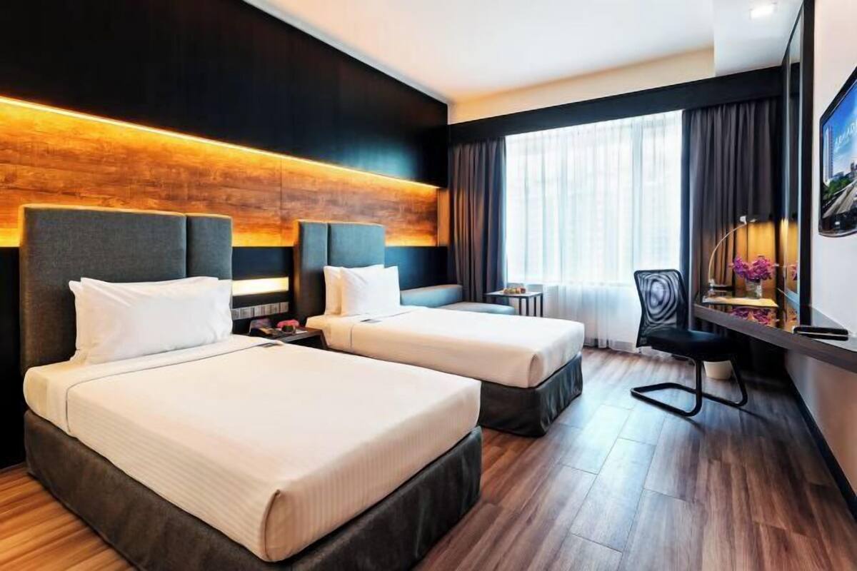 Edredons de pluma, camas Select Comfort, cofres nos quartos