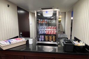 Pequeno-almoço self-service diário incluído 