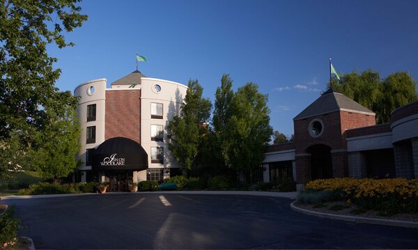 Inn On Woodlake - Sheboygan, WI