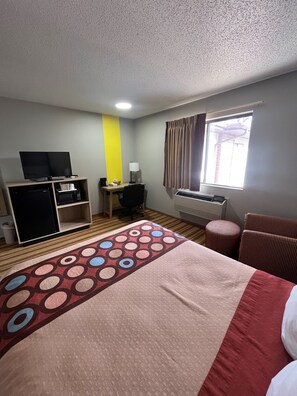 Cortinas blackout, ferros/tábuas de passar roupa