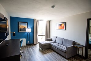 Suite, 1 quarto, não fumadores | Roupa de alta qualidade, secretária 