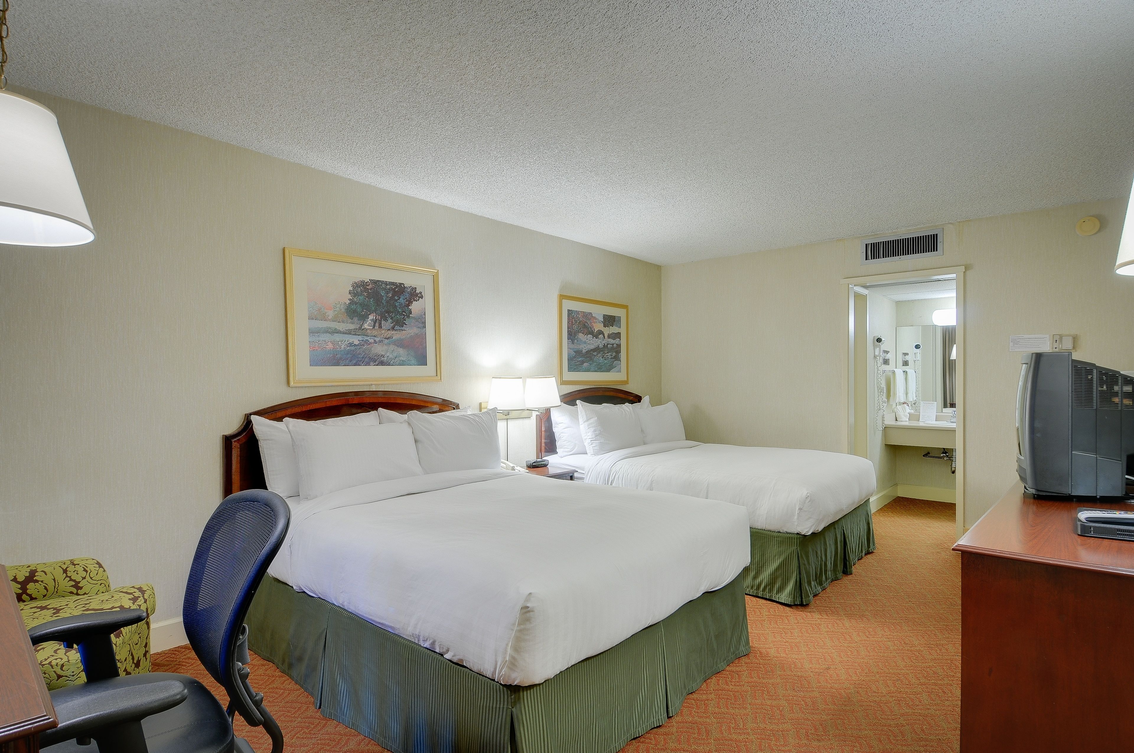 Vagabond Inn Executive San Francisco Airport Reviews, Deals & Photos ...