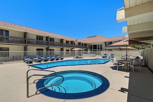 Piscina exterior