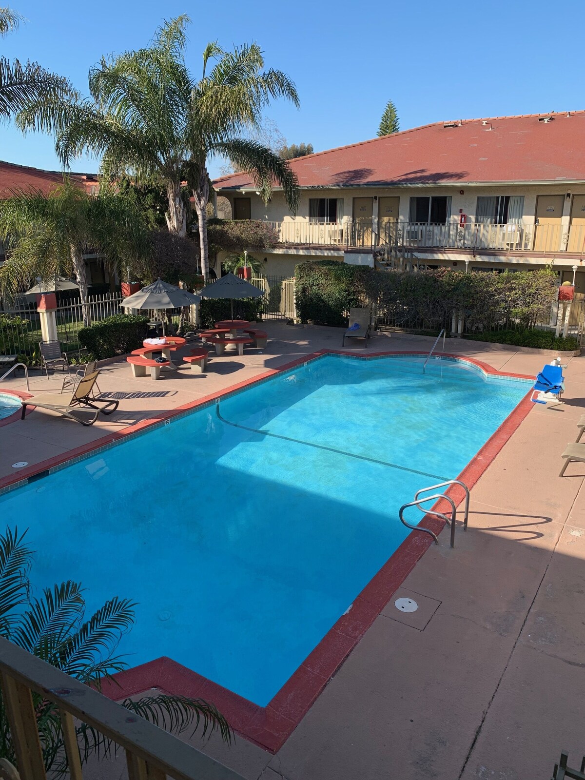 California Suites Hotel Reviews, Deals & Photos 2023 - Expedia