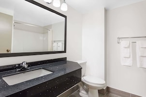 Chuveiro/banheira combinados, produtos de toalete biodegradáveis