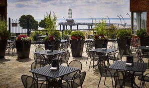 Waterfront Hotel Downtown Burlington Reviews, Deals & Photos 2024 ...
