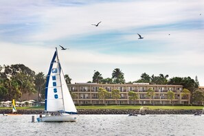 The Dana on Mission Bay Reviews, Deals & Photos 2023 - AARP Travel Center