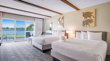 Suite Júnior, 2 camas queen-size, vista para a baía | Cofre no quarto, secretária