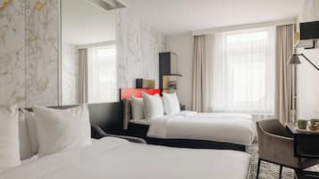 Quarto Comfort (1 Double Bed 2 Single Beds) | Comodidade do alojamento