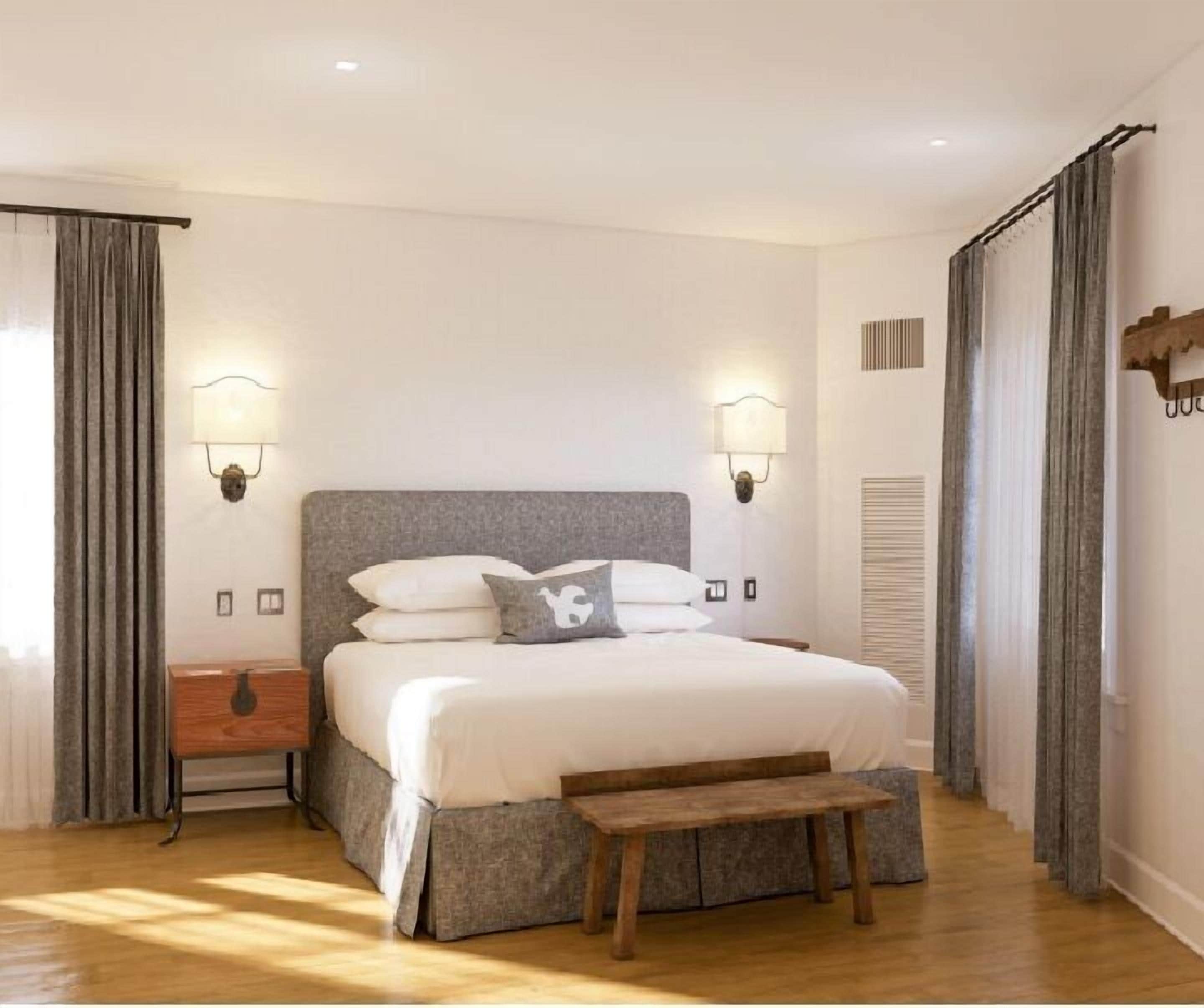 Quarto luxo, 1 cama King | Lençóis italianos Frette, roupas de cama premium