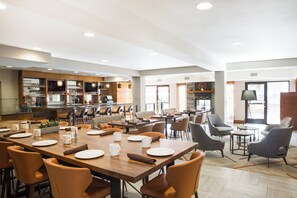 Café da manhã e jantar, culinária americana