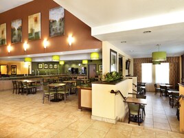 Pequeno-almoço continental diário incluído