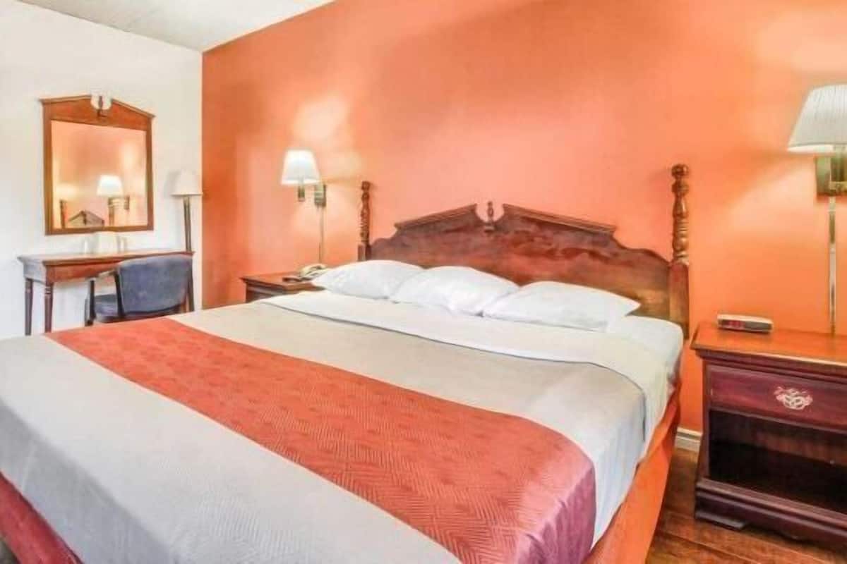 Secretária, Wi-fi grátis, roupa de cama fornecida