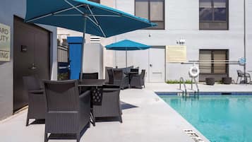 Piscina exterior