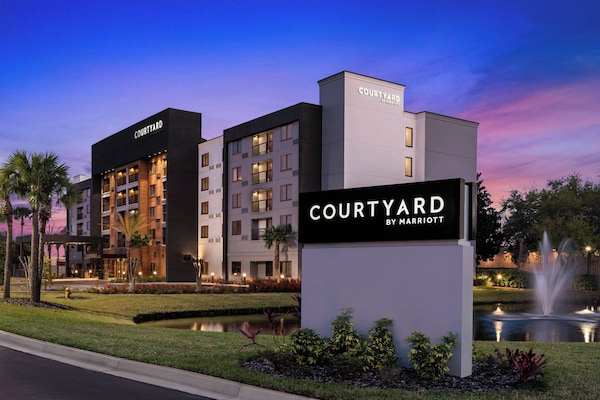 Courtyard By Marriott Jacksonville Butler Boulevard - Jacksonville, FL