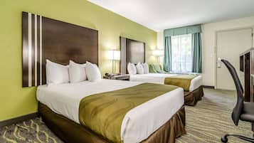 Quarto standard, 2 camas de casal, para não fumantes | Ferros/tábuas de passar roupa, berços grátis