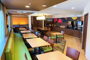 Pequeno-almoço continental diário incluído 