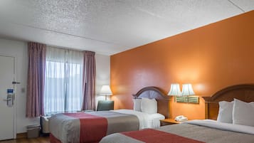 Internet de alta velocidade, roupa de cama fornecida, despertadores