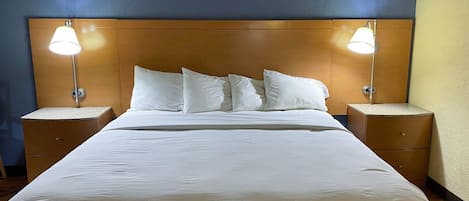 Escrivaninha, espaço de trabalho para notebook, Wi-Fi de cortesia