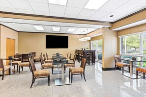 Pequeno-almoço takeaway diário incluído 