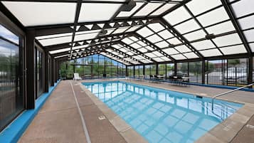 Piscina externa sazonal