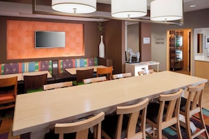 Café da manhã continental grátis