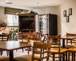 Café da manhã com buffet grátis