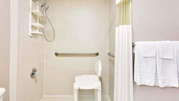 Quarto, 1 cama King, acessível, para não fumantes | Chuveiro