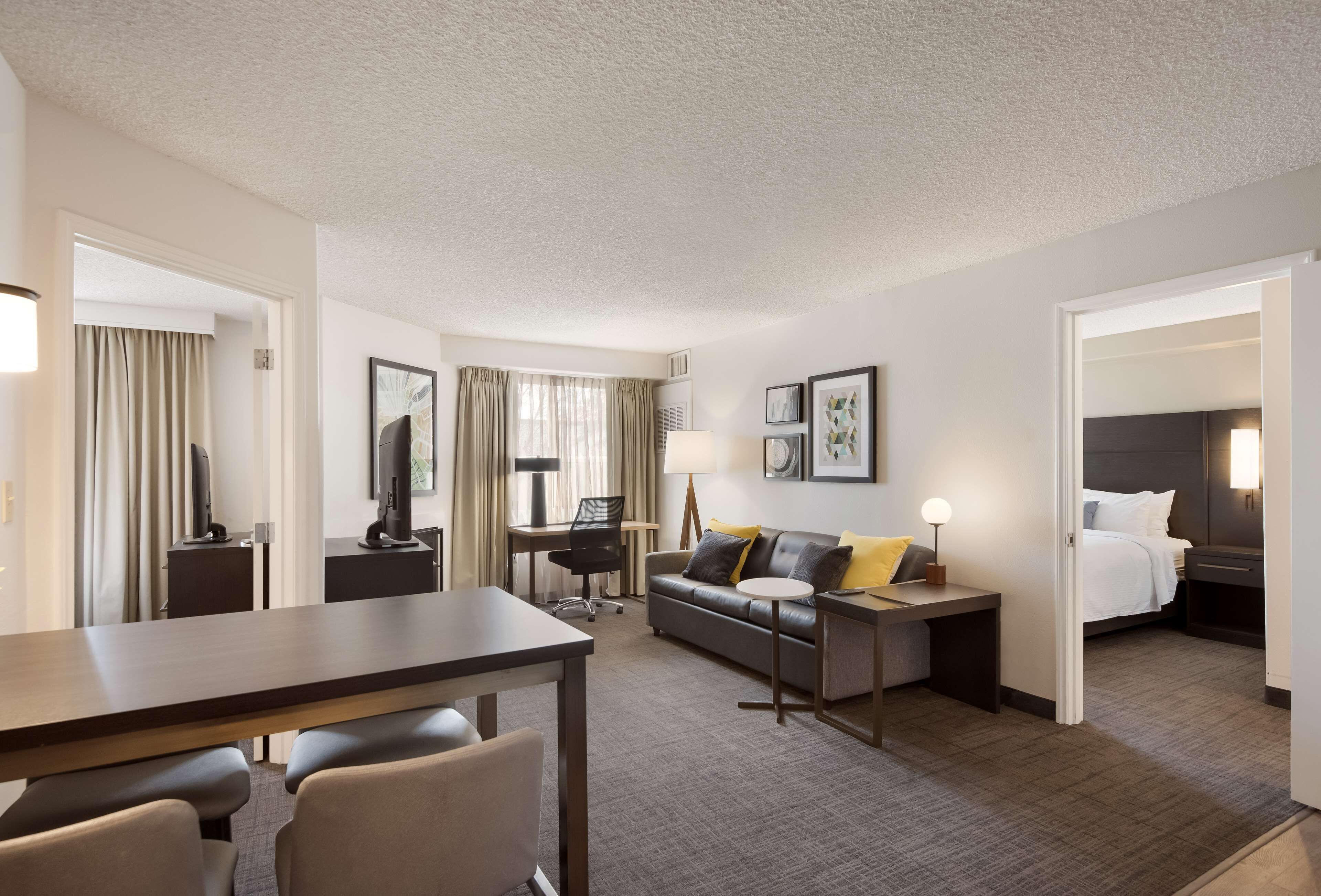 10 Best Hotels With 2 Bedrooms In Reno, Nevada | Trip101