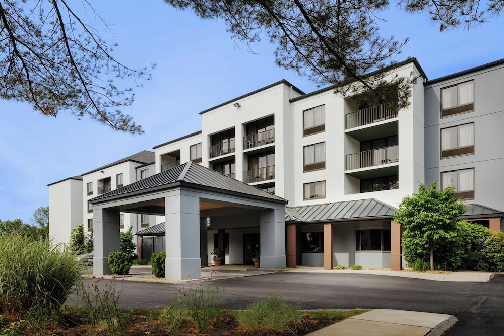 Courtyard By Marriott In Portsmouth - Hampton, NH