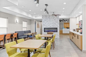 Pequeno-almoço tipo buffet diário incluído