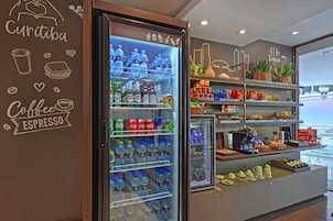 Alimentação e bebidas