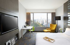Cofres nos quartos, escrivaninha, cortinas blackout, Wi-Fi de cortesia