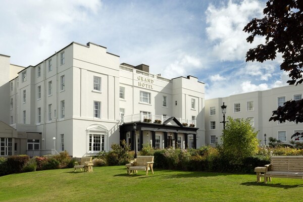 Grand Hotel - Malahide