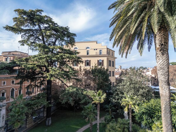 Palazzo 4 Fontane 12 - Roma
